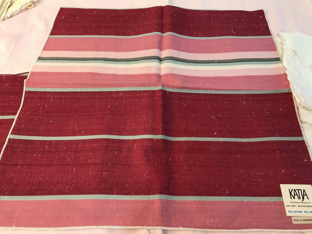 Vintage & Collectible Lot 22 Table Linens - Oct 30, 2019 | The Benefit ...