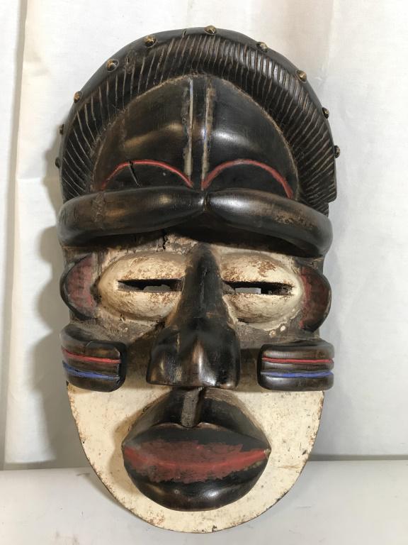 African Art Bete Tribe Magic Mask, Ivory Coast - Nov 20, 2019 | The ...