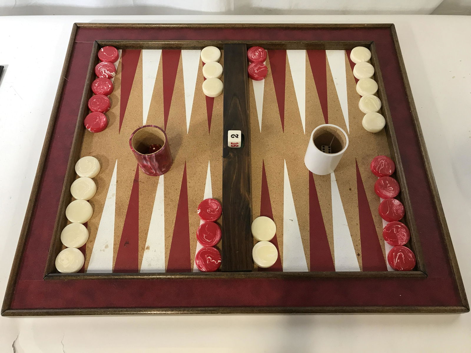 Vintage CRISLOID Backgammon Board | Barnebys