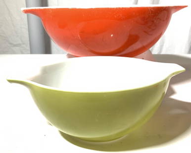 2 Pyrex Mixing Bowls