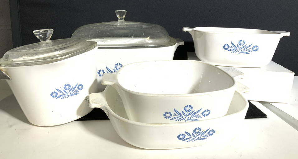 Collectible Set 5 Corning Ware