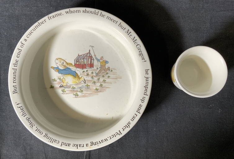 Set 2 Wedgwood Peter Rabbit Dishes & Cup