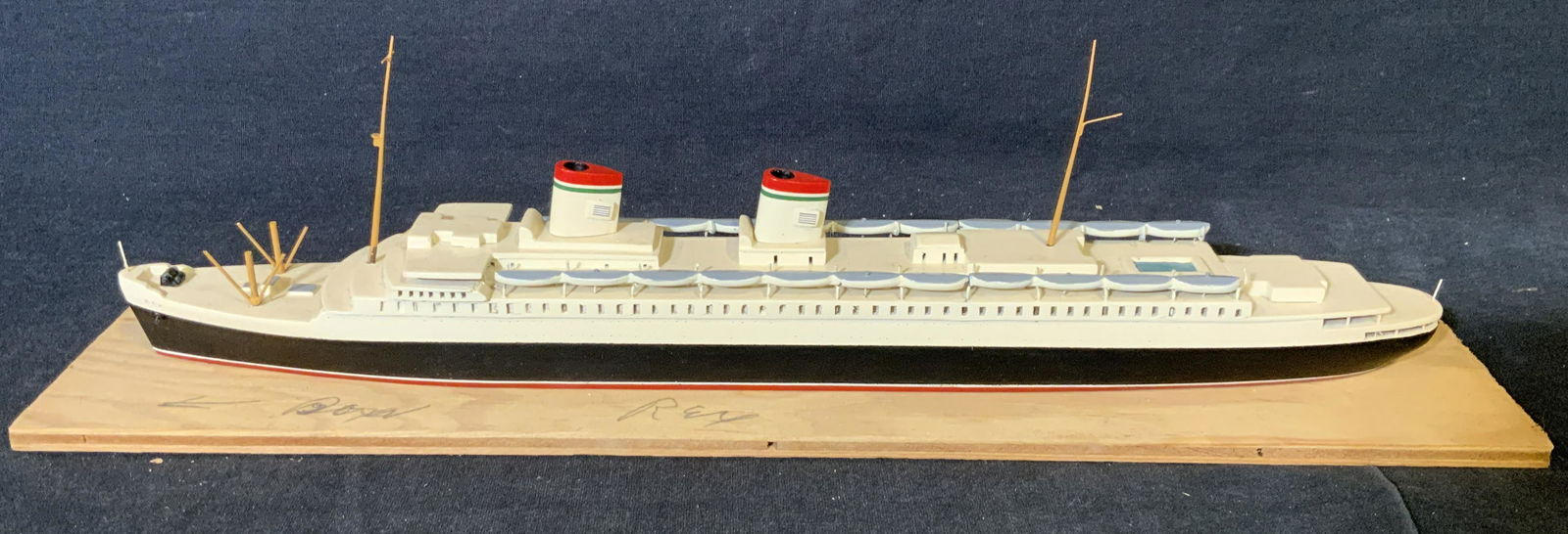 SS Rex Model Ship | Barnebys