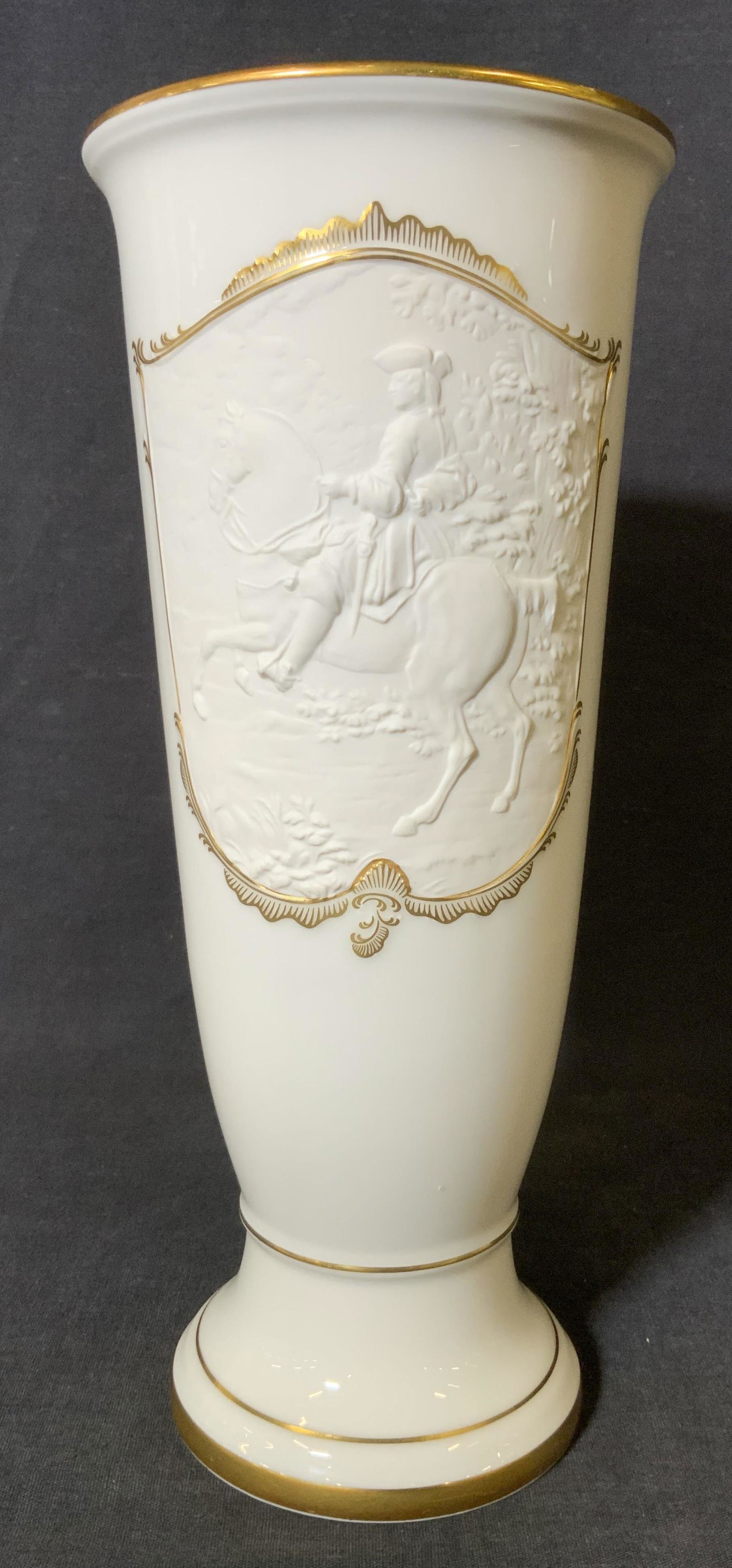 Vintage KAISER GERMANY Porcelain Vase (#0209) on Aug 04, 2021 | The ...