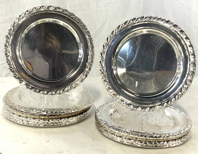 Oneida 12 Silver Plated Dish Set