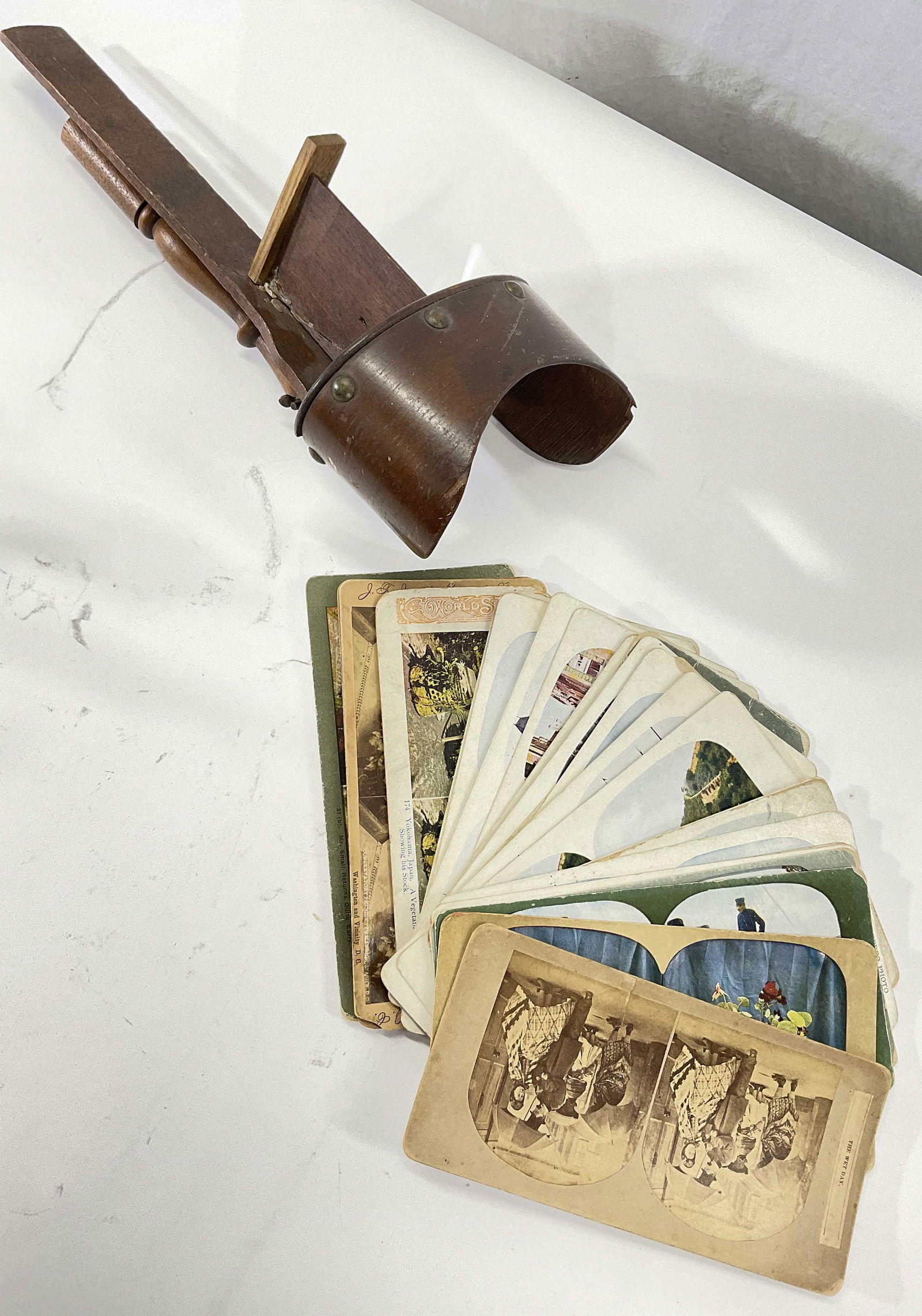 Antique Stereoscopic Wooden Viewer W Photo Cards