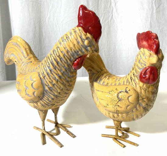 Lot 2 Ceramic & Metal Chicken Figures (#0283) on Dec 21, 2022 | The ...