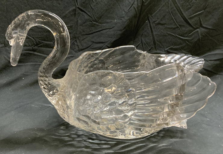 Vintage Swan Art Glass Centerpiece Bowl