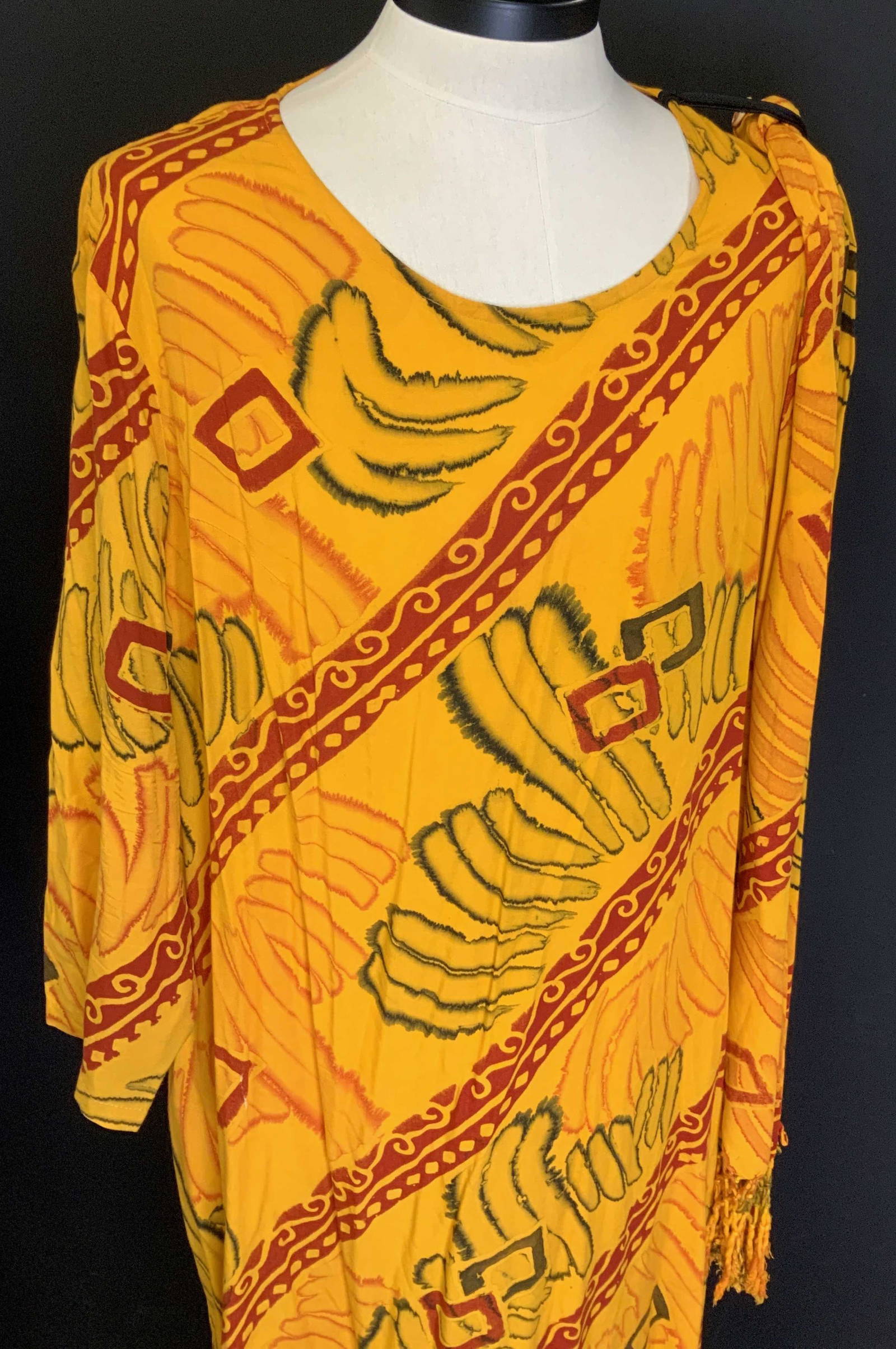 Ramin African Batik Kaftan & Sash Auction