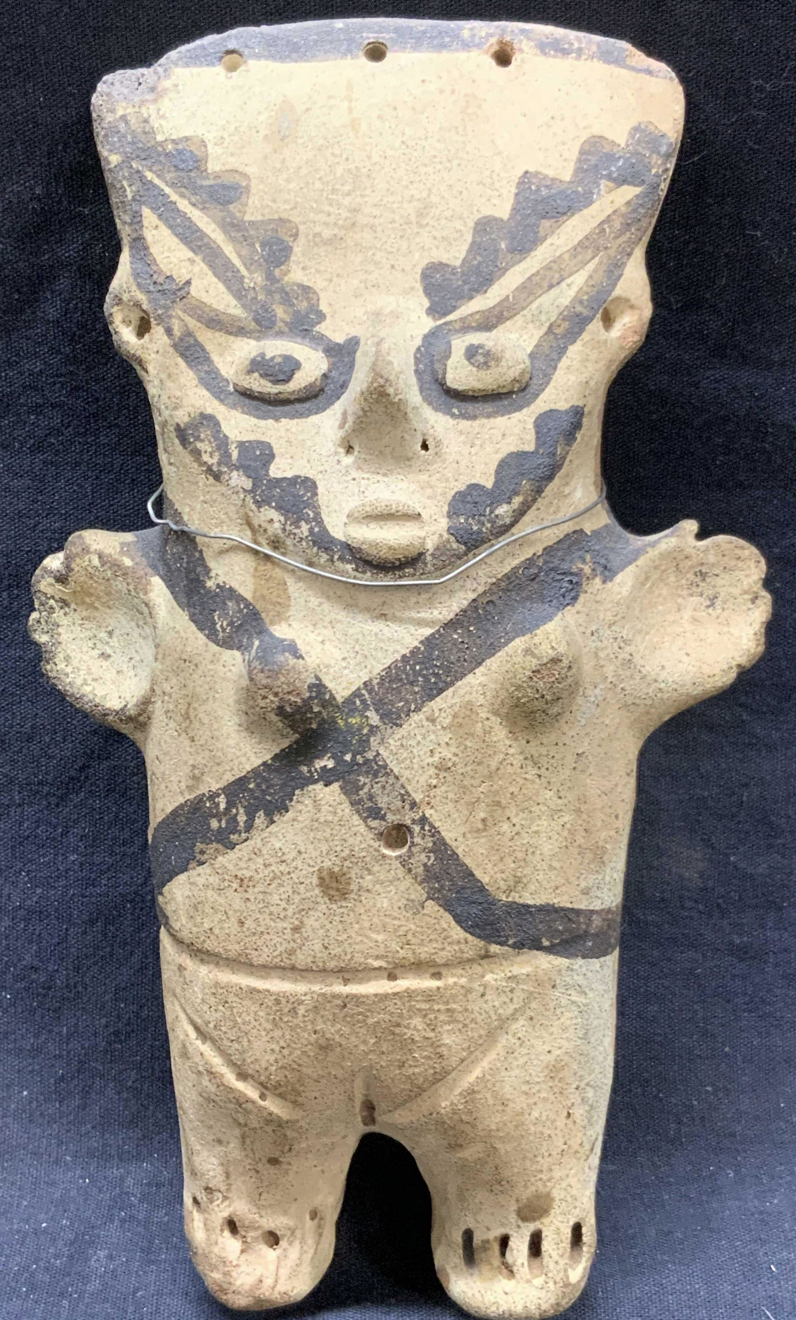 Antique Chancay Peruvian Clay Sculpture