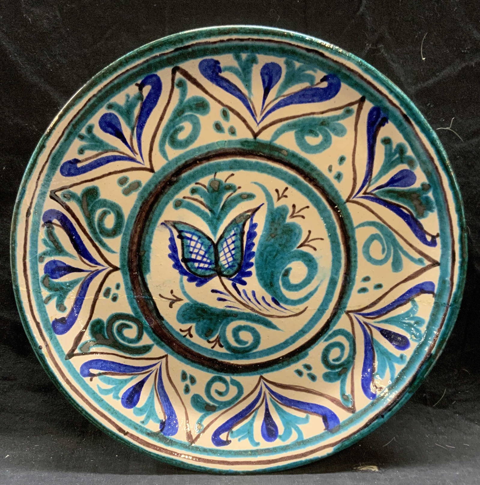 Russian Pottery Blue Floral Centerpiece Dish Auction