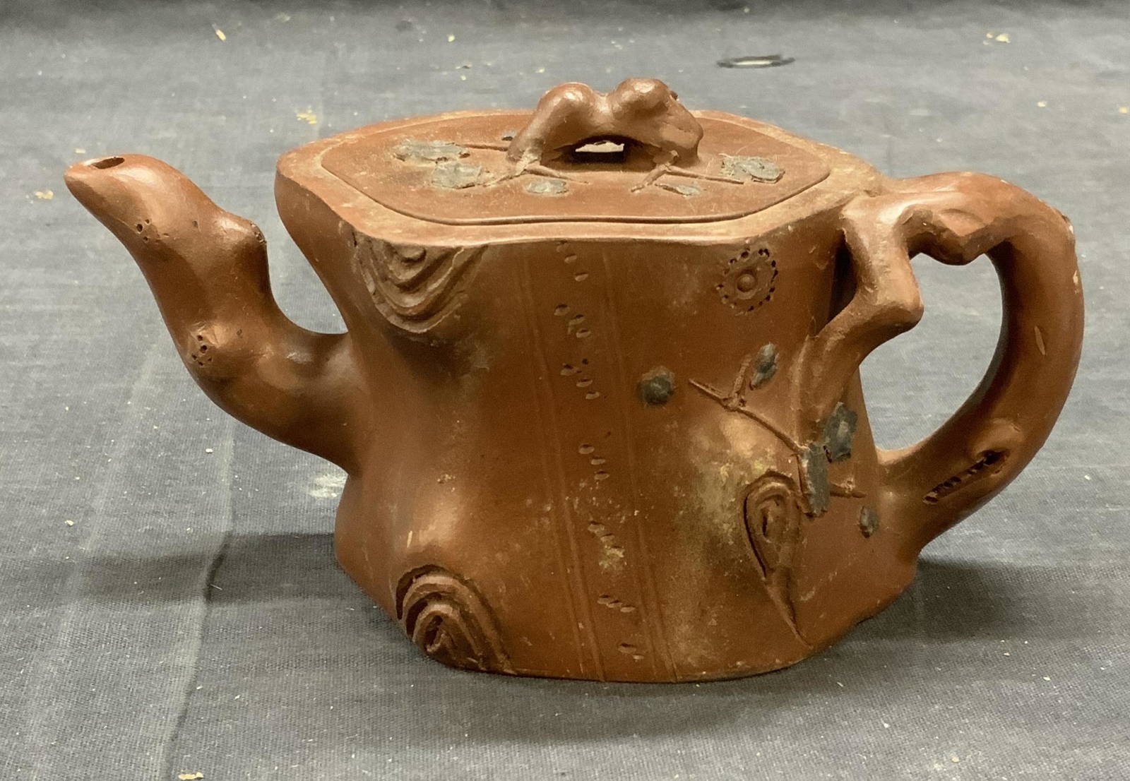 Signed Chinese Yixing Pottery Zisha Teapot Auction