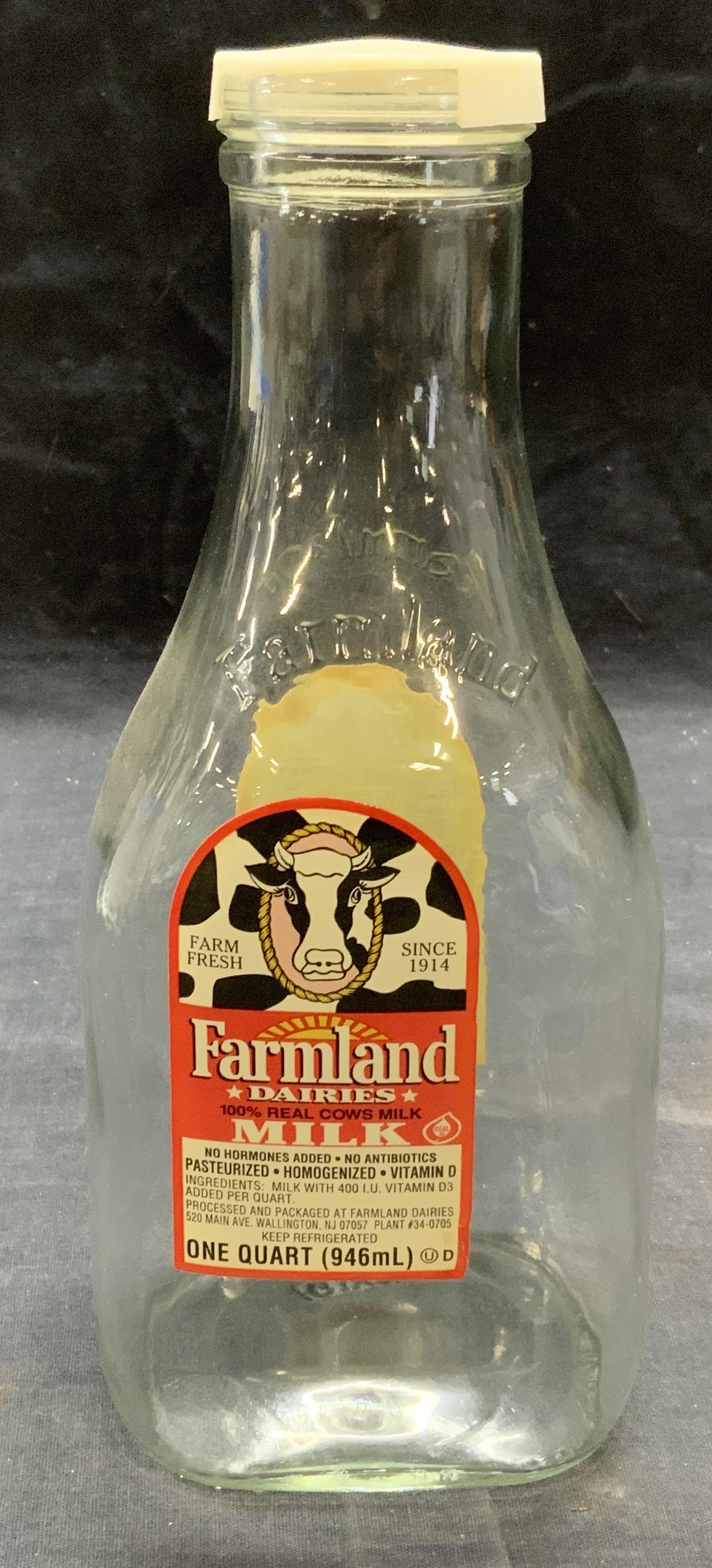 Vtg Farmland Dairies Glass Milk Bottle One Quart Auction