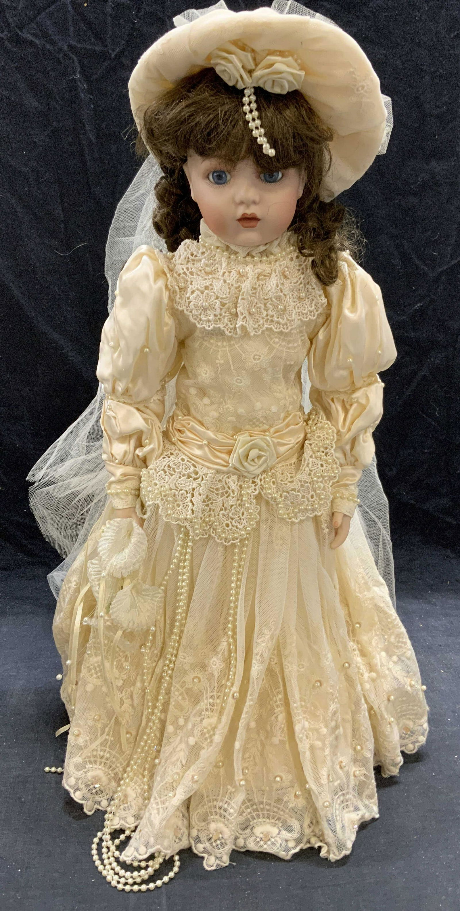 Franklin Heirloom Doll Porcelain Bridal Doll Auction