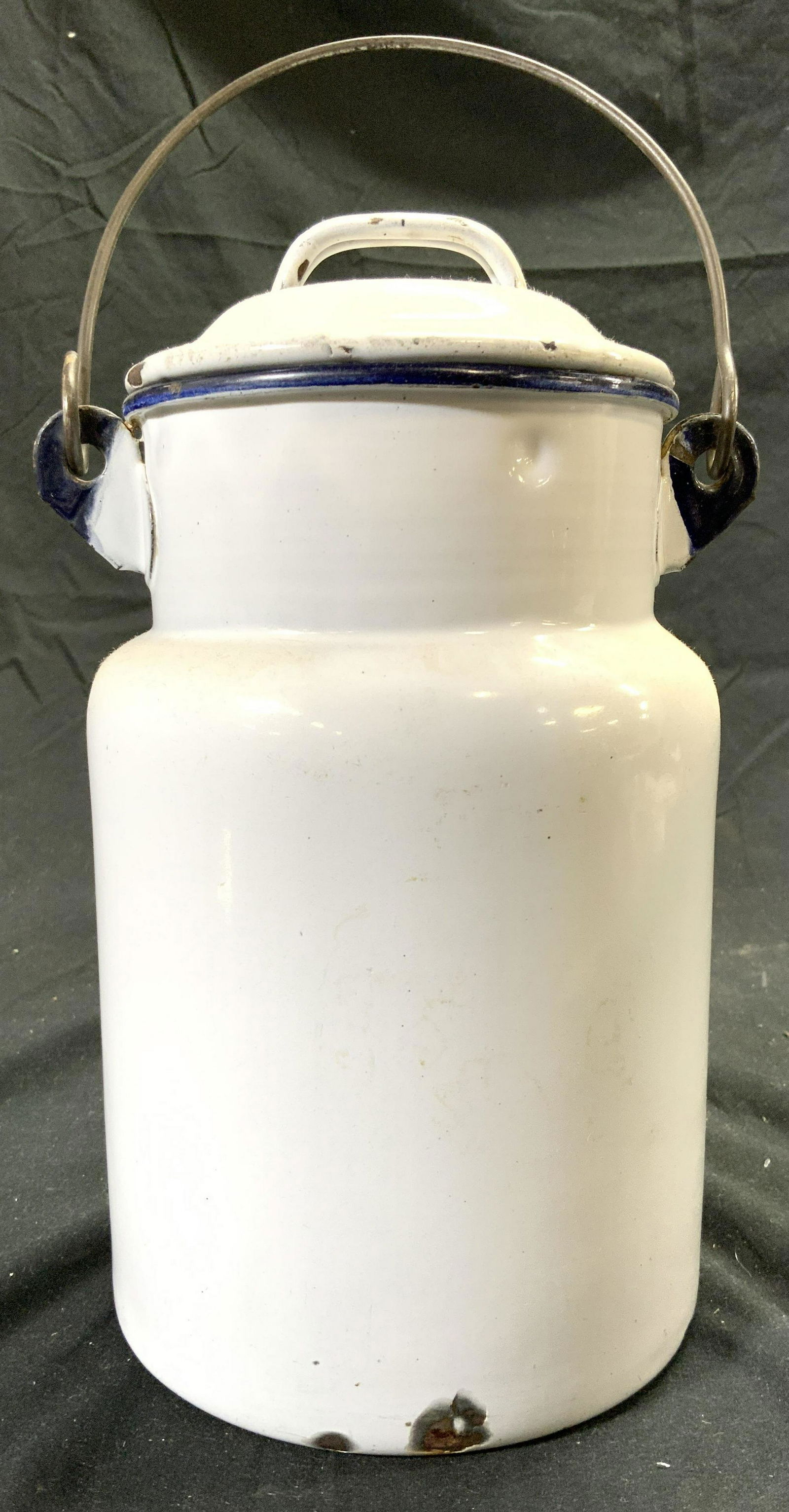 Antq Farmhouse Enamelware Milk Pail W Lid Auction