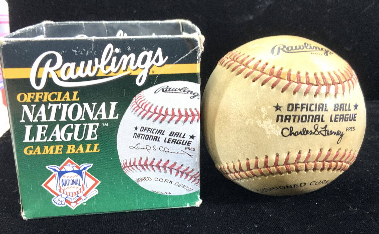 Autographed 3rd Baseman Mike Schmidt Baseball, Box Auction