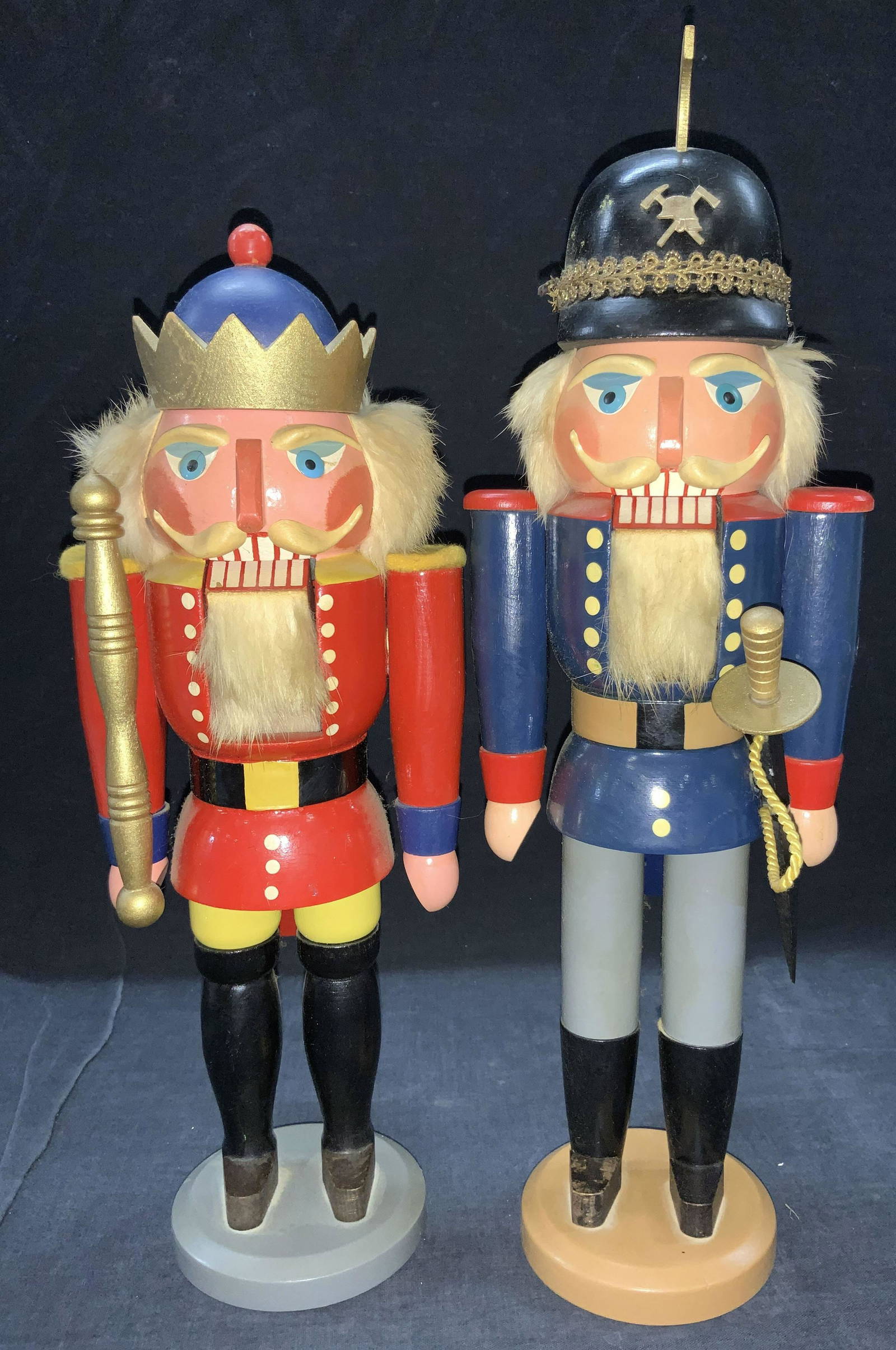 2 Vintage Expertic Hand Crafted Wooden Nutcrackers Auction