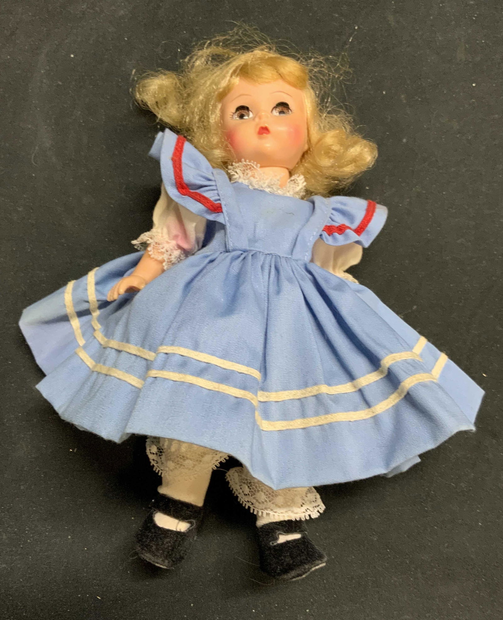 Vintage Madame Alexander Baby Doll Auction