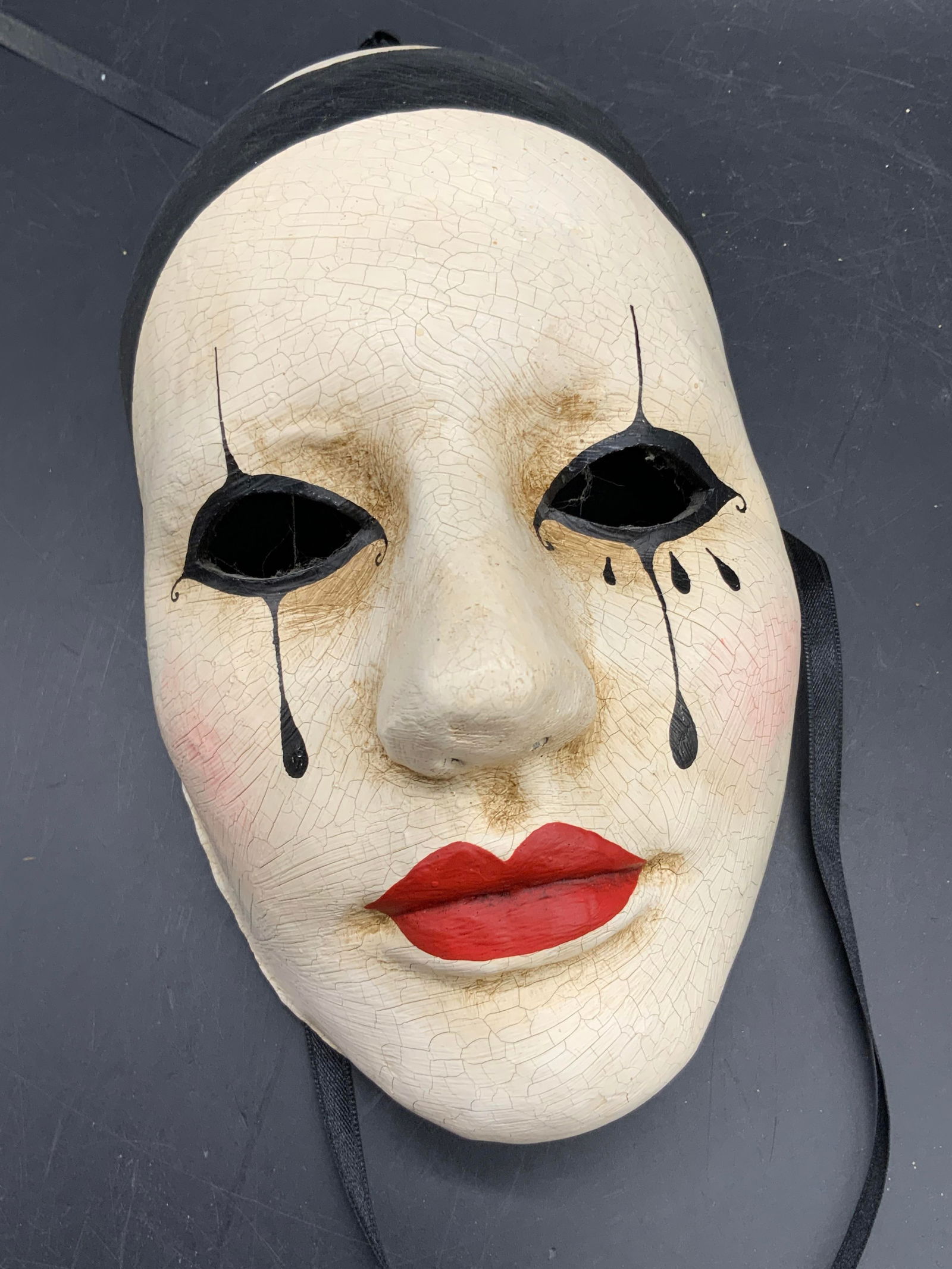 Agostino Dessi 2004 Signed Venetian Pierrot Mask Auction