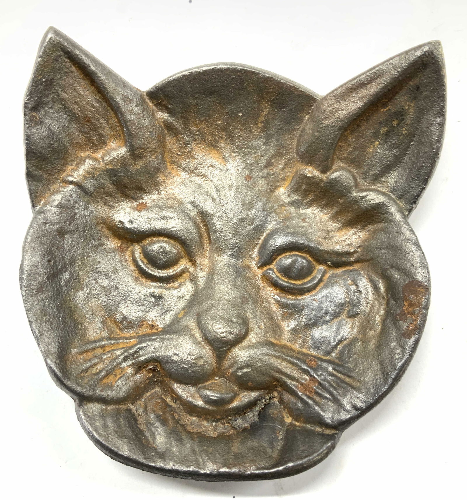 Westmoreland Antique Iron Cat Face Trinket Dish Auction