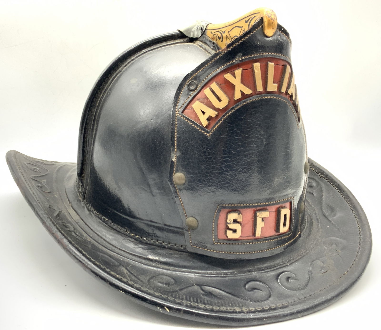 20th Century Sfd Fd Auxiliary Firefighter Helmet Auction