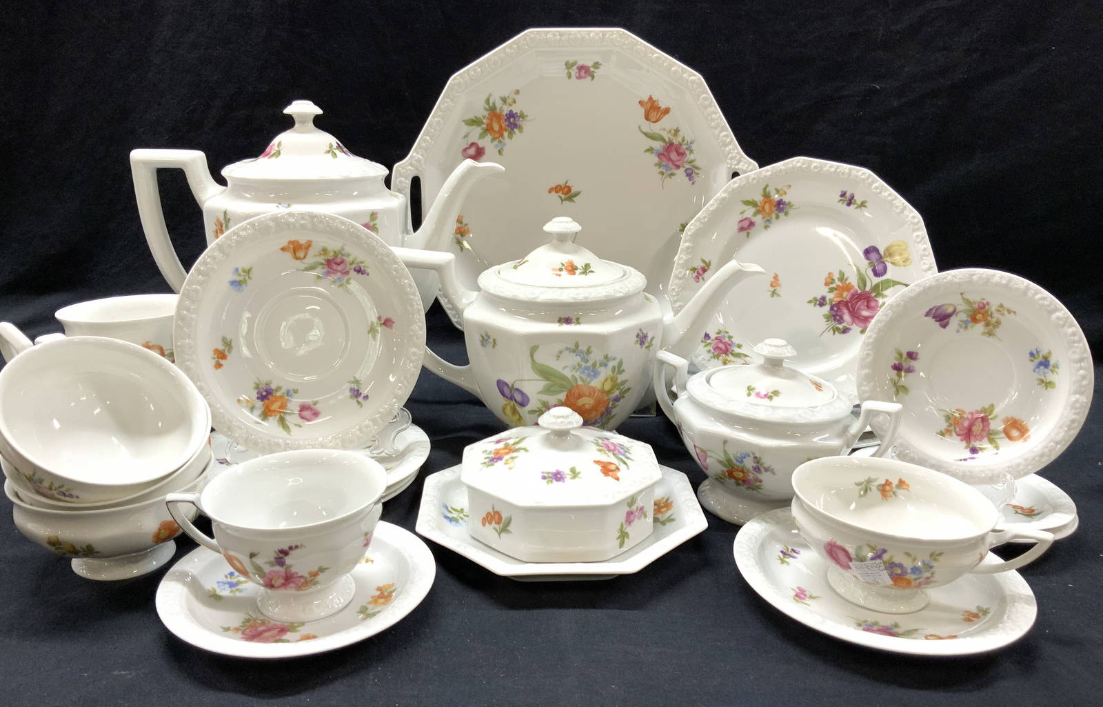 26 Rosenthal Maria Porcelain Dishes Auction