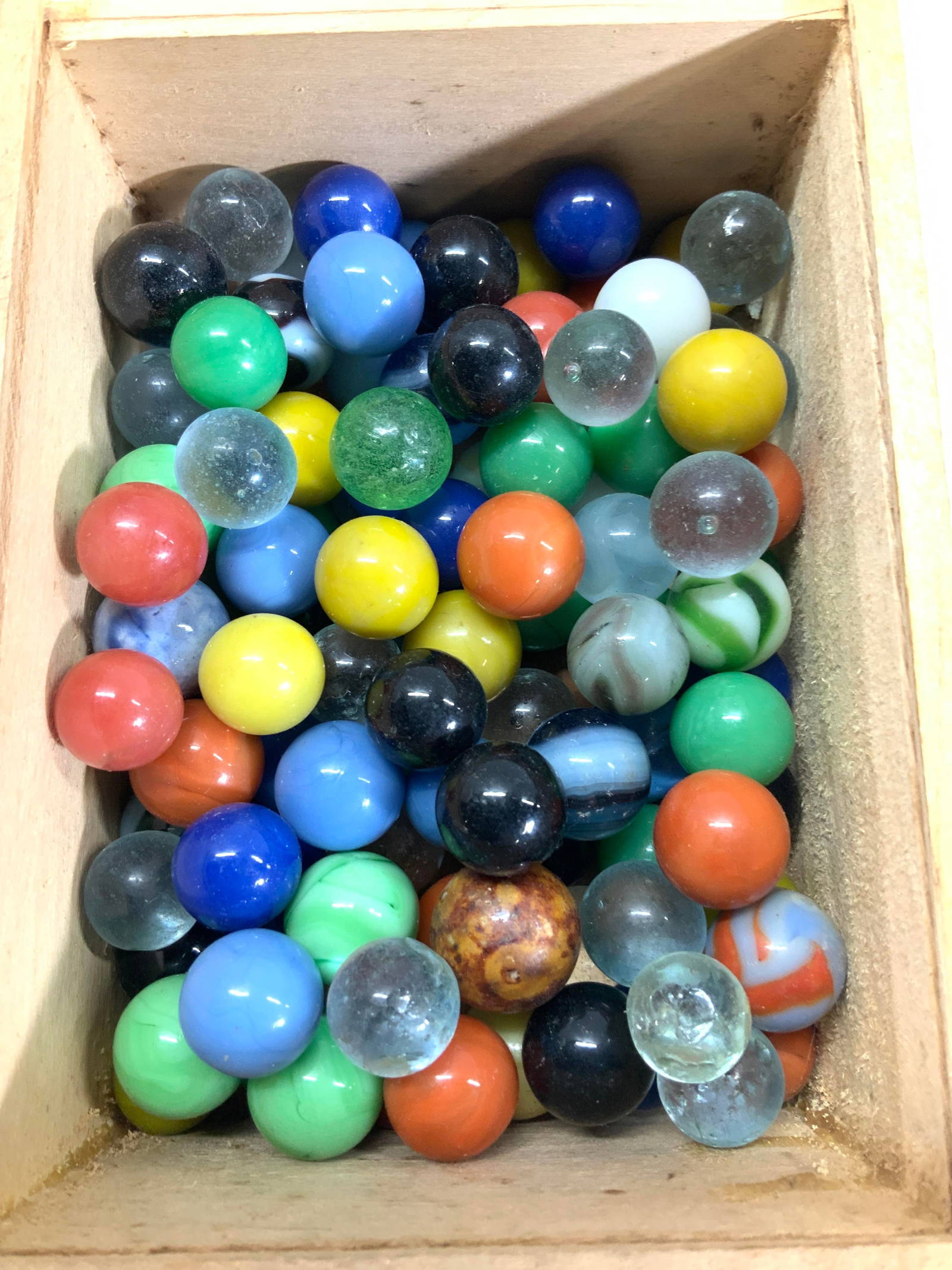 Large Lot Colored Glass Marbles Auction