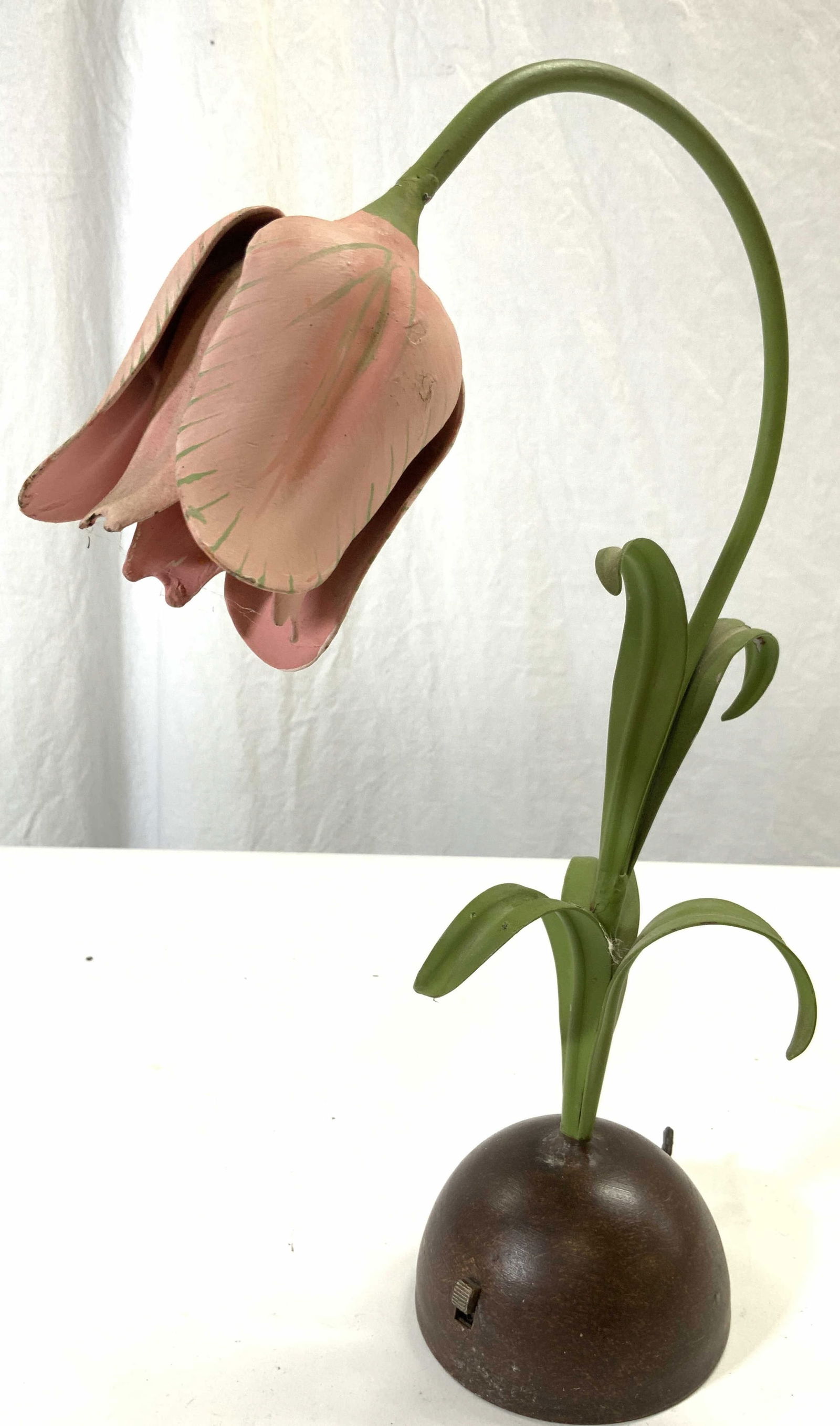 Vntg Painted Metal Tulip Table Lamp Auction