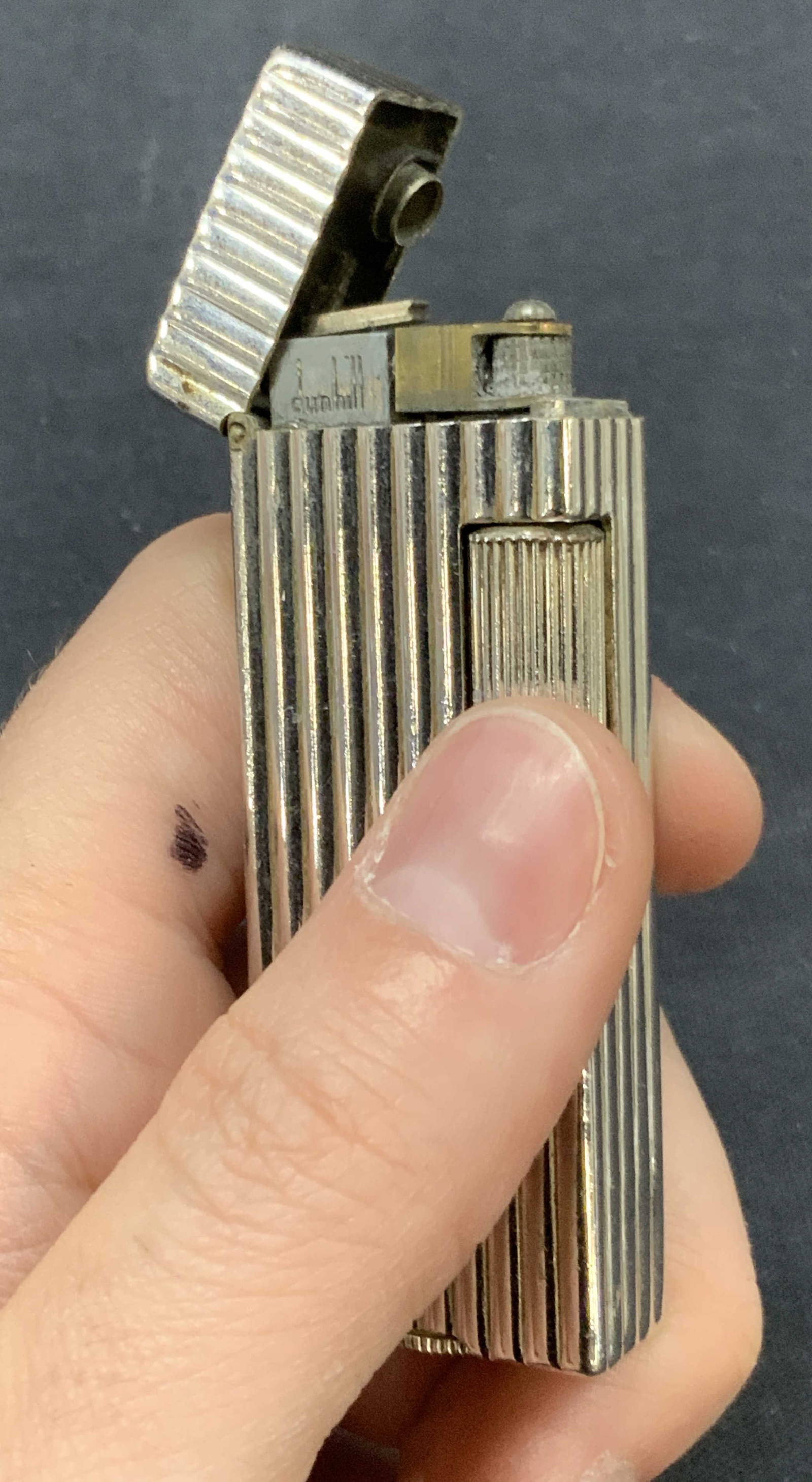 Vintage Dunhill Chrome Toned Lighter Auction