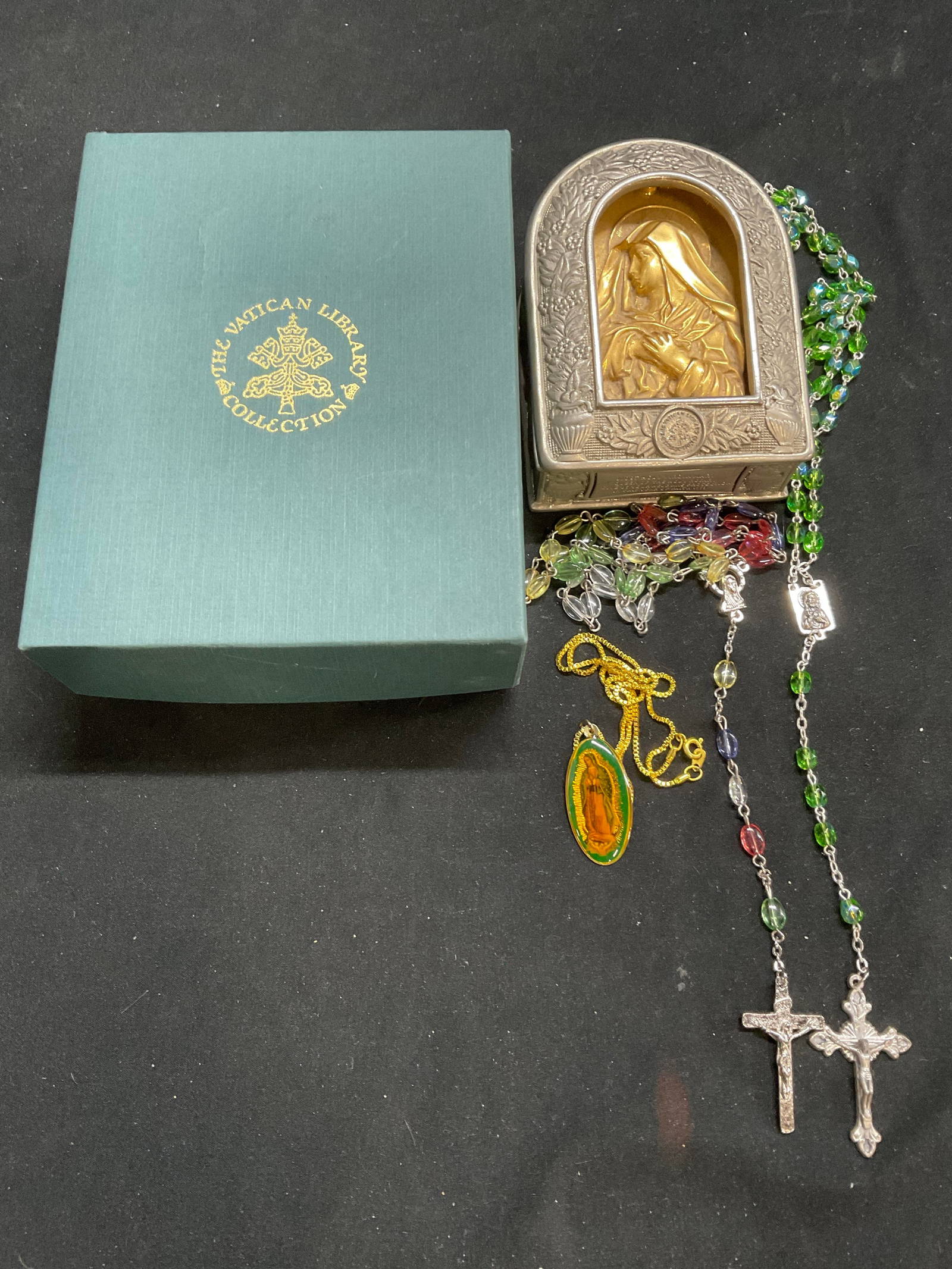 Vatican Library Collection Rosary Box W Rosaries Auction