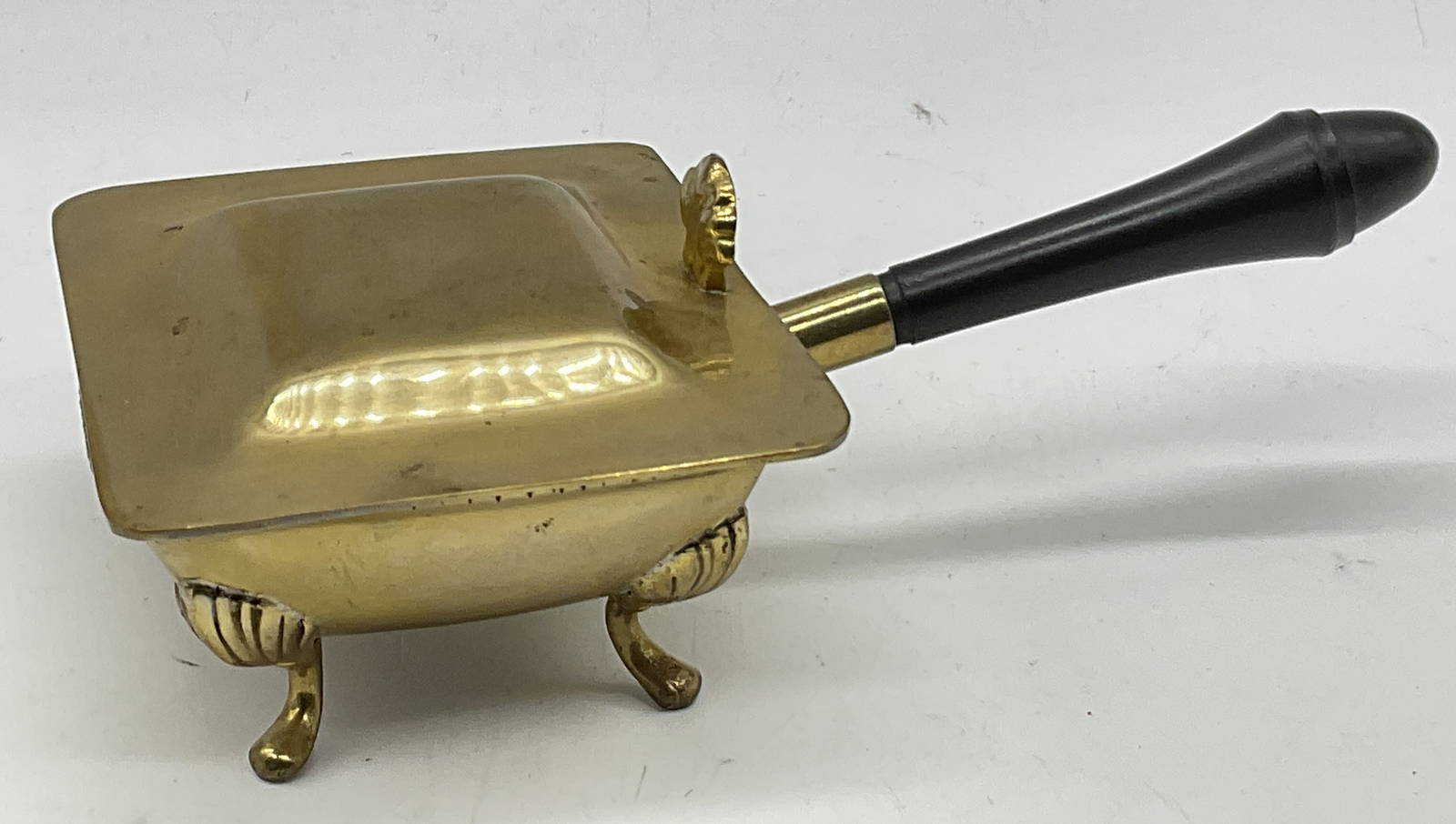 Claw Footed Brass Silent Butler Ashtray India Auction