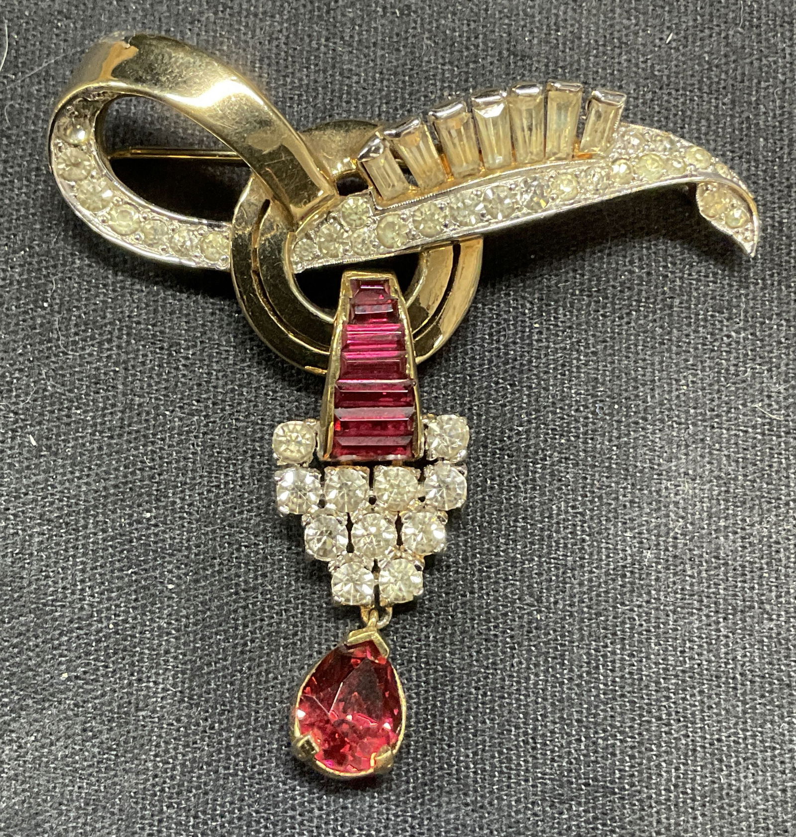 Mazer Art Deco Gold Plated Crystal Brooch Auction