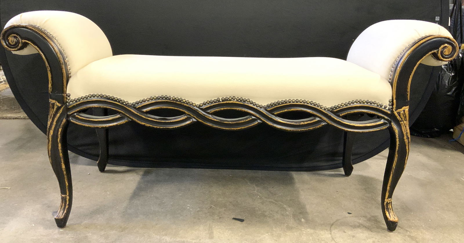 Frontgate Isola Louis Xv Vanity Bench Auction