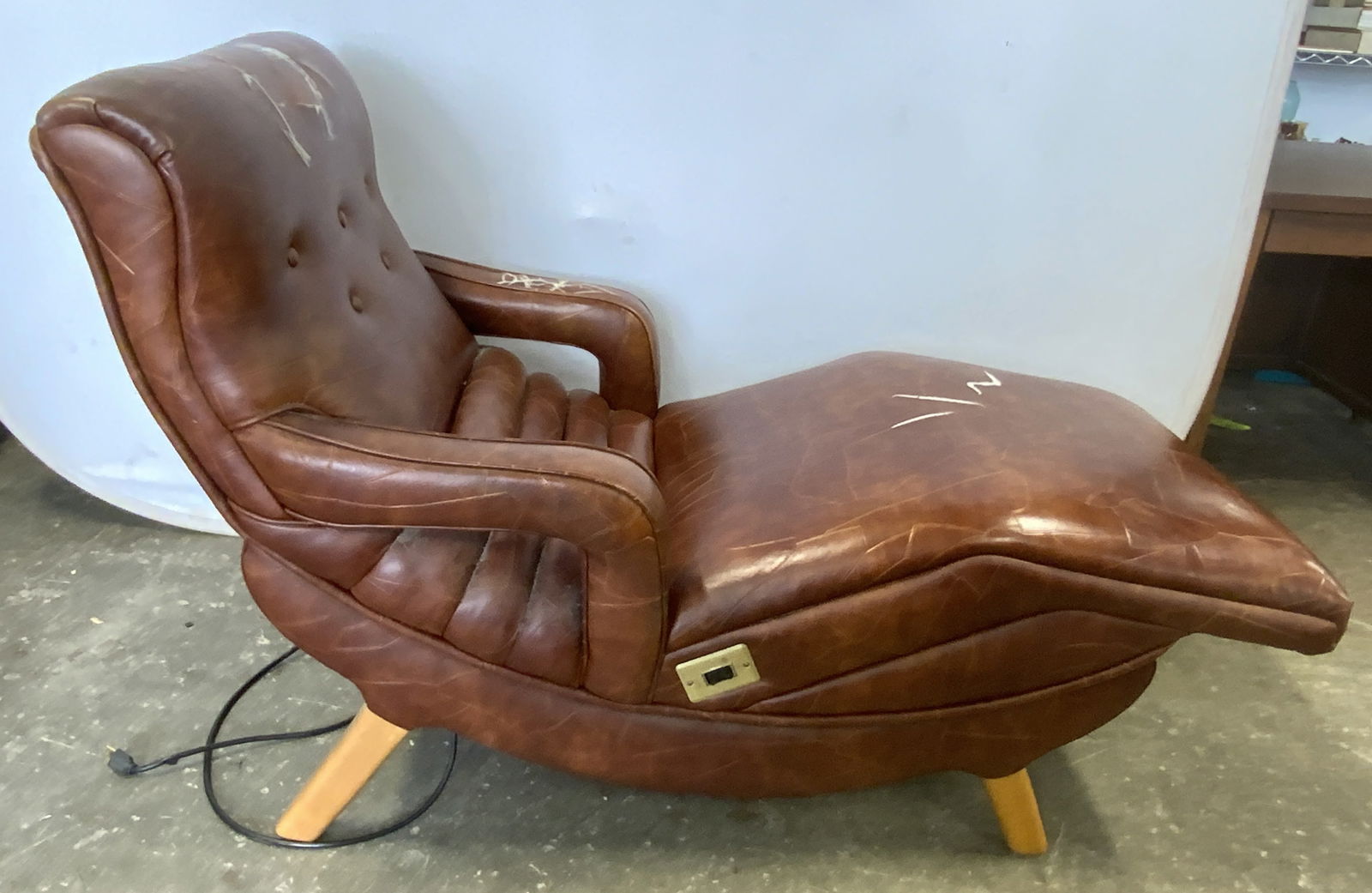 Vintage Mcm Electric Contour Lounger Recliner Auction