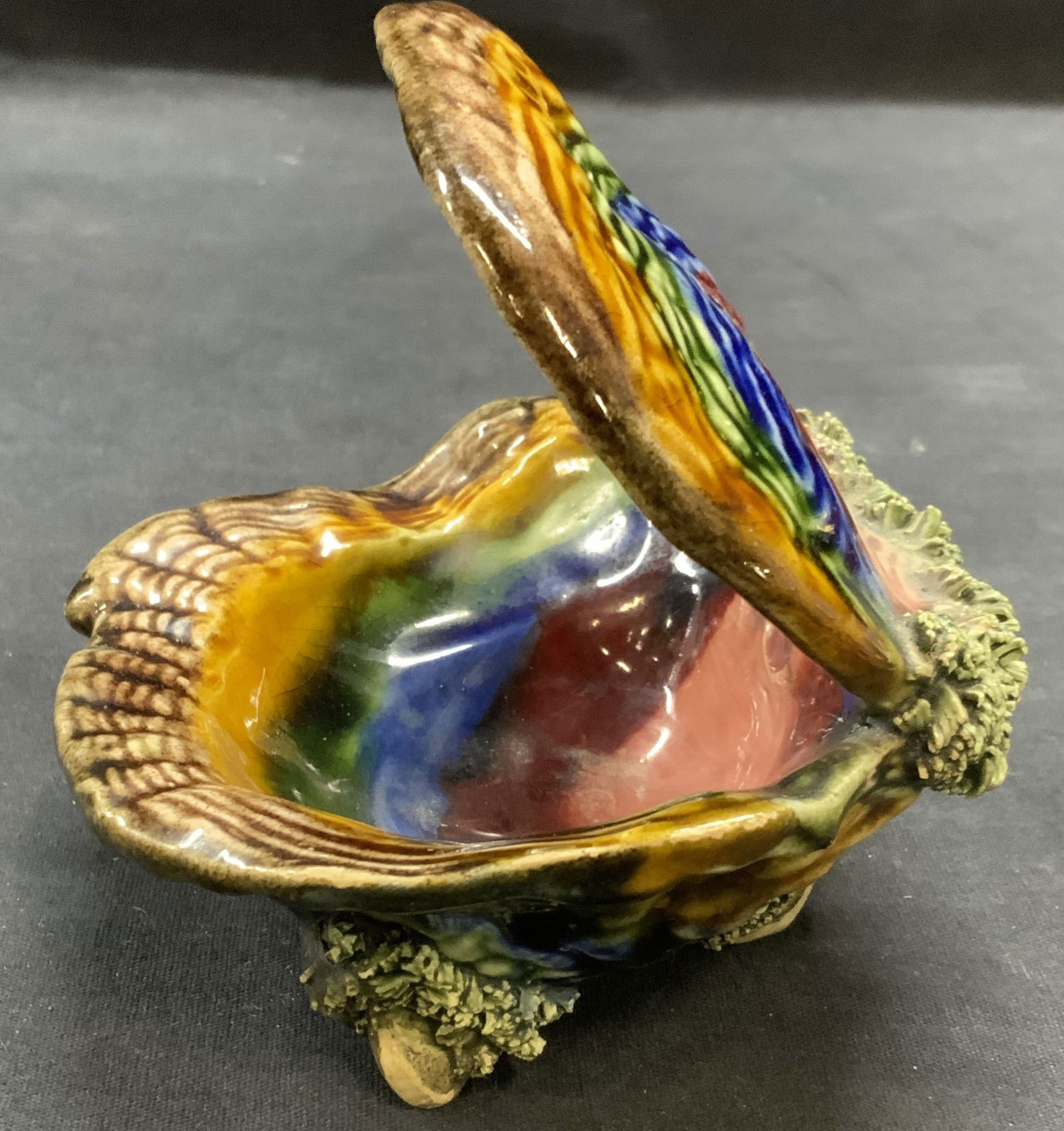 Vintage Handmade Ceramic Clamshell Trinket Dish Auction