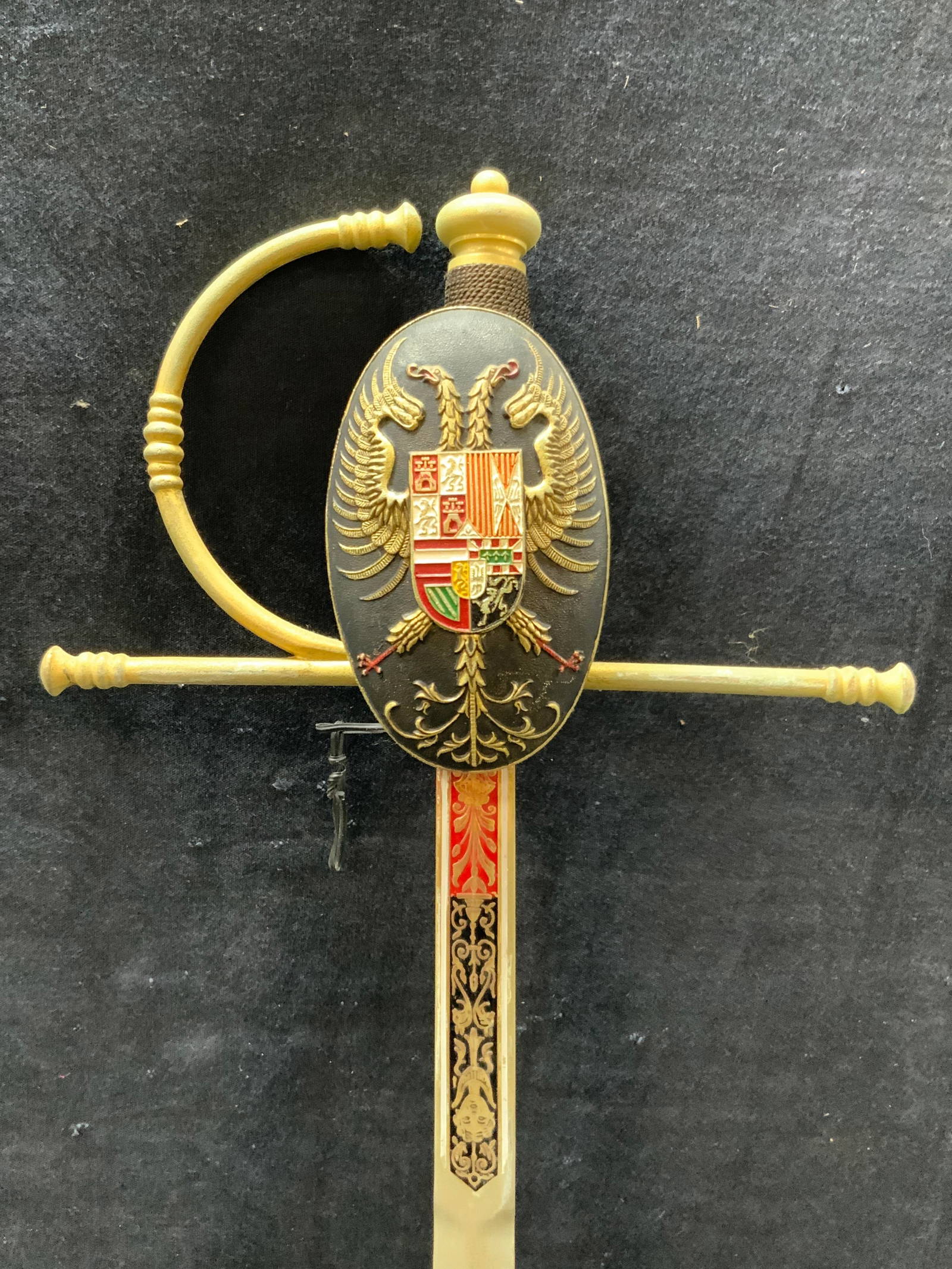 Vtg Crested Metal Replica Rapier Sword Auction