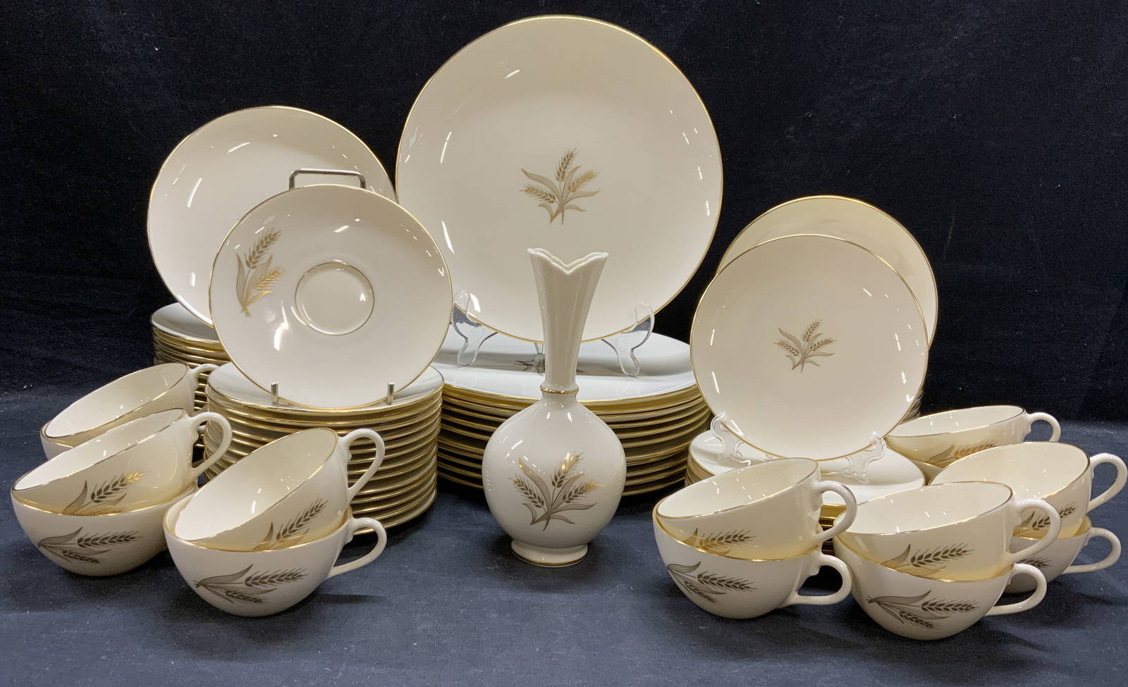 Set 70 Lenox Porcelain Wheat Tableware Auction