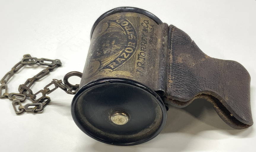 Antq The Lion Razor Strop Razor Sharpener