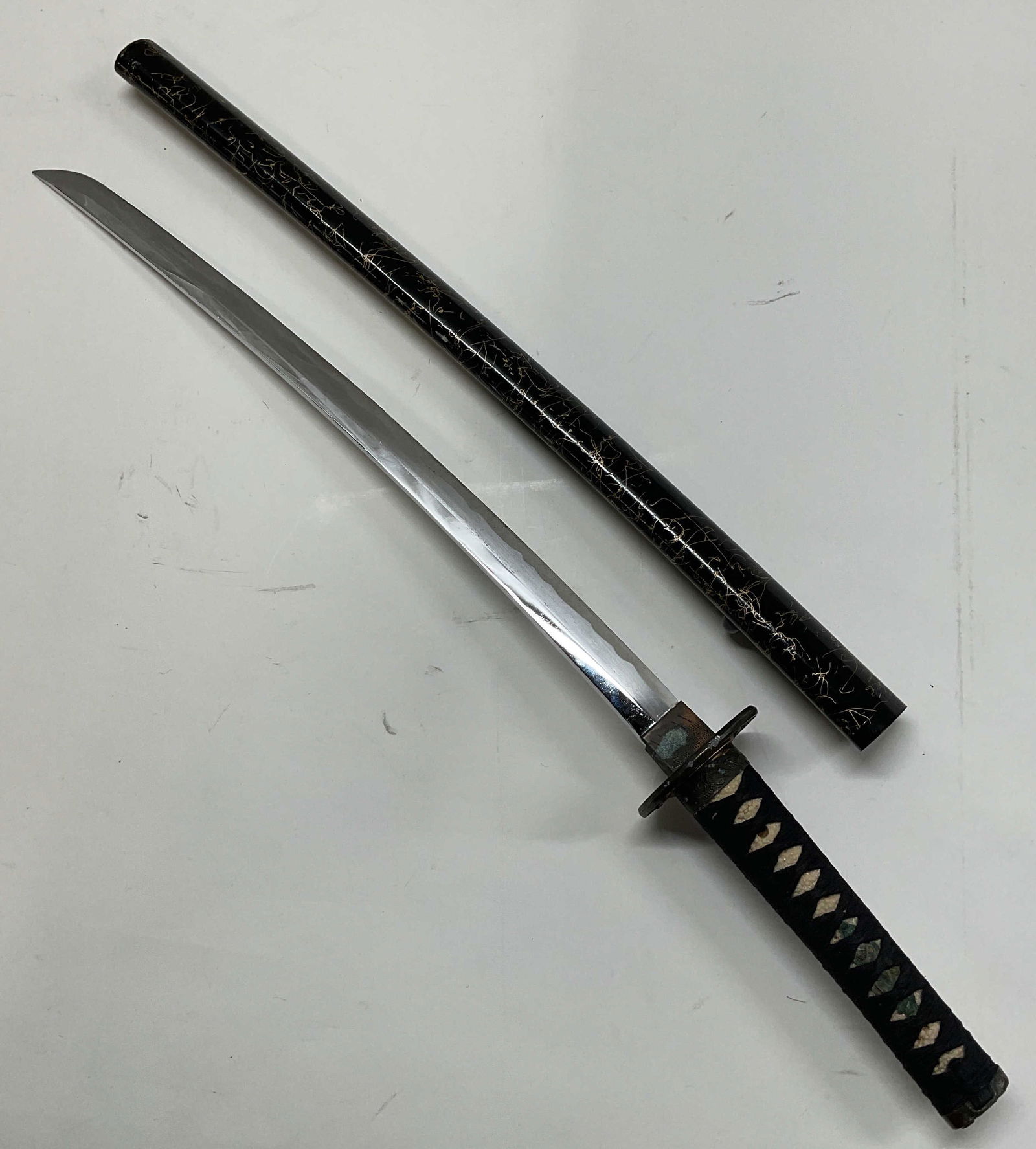 Vintage Japanese Katana Samurai Sword & Sheath Auction