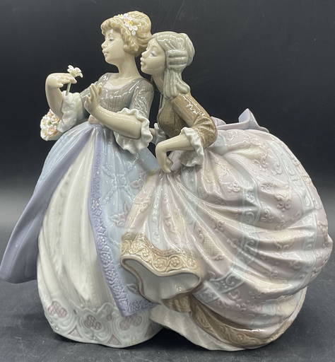 1989 Lladro Daisa Handmade Porcelain Figural, Sp
