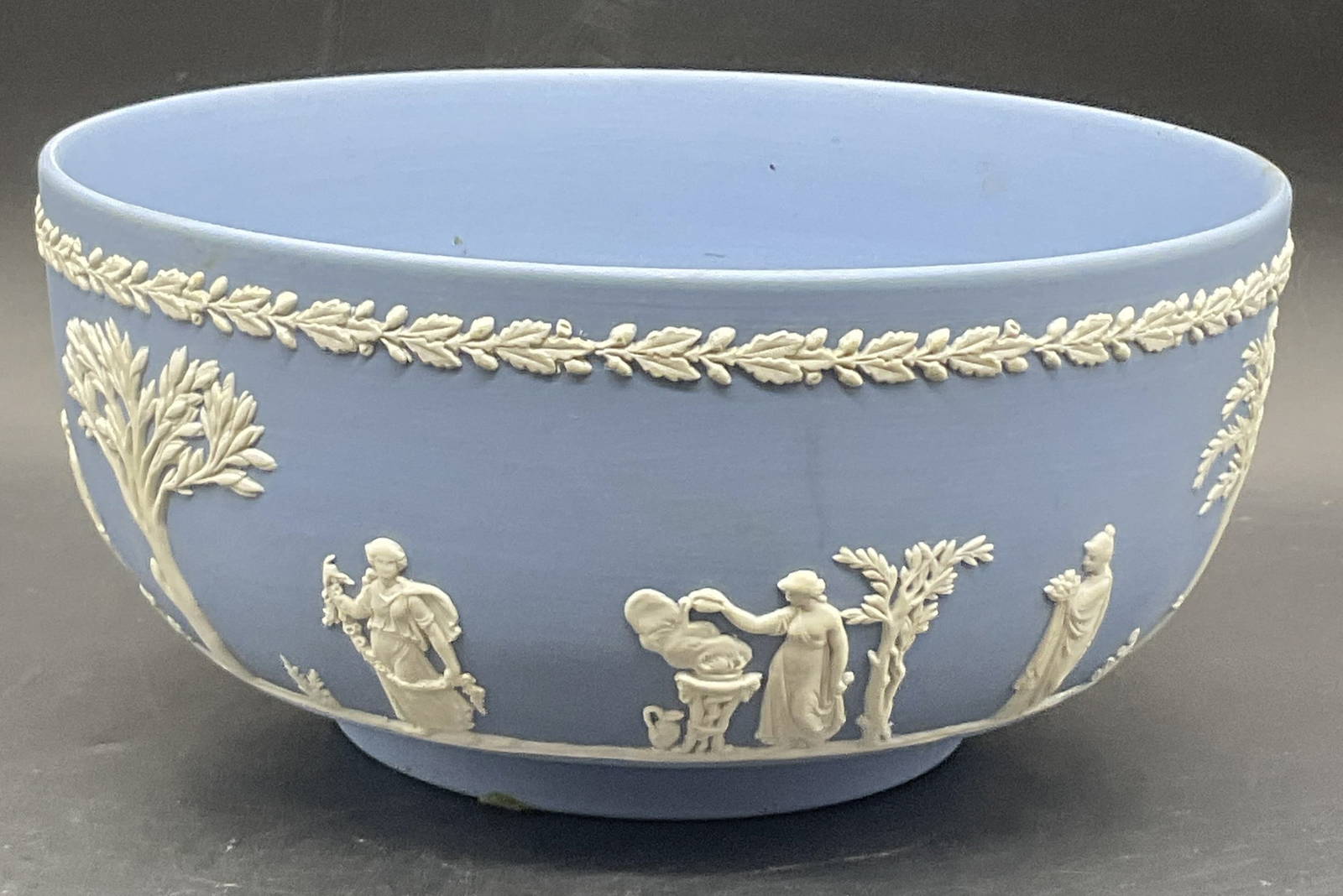Wedgwood Blue Jasperware Pottery Bowl Auction
