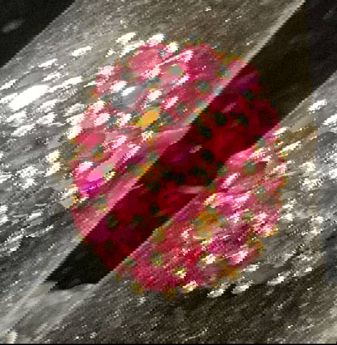 Vintage 14k Yellow Gold Ruby Cluster Ring Auction