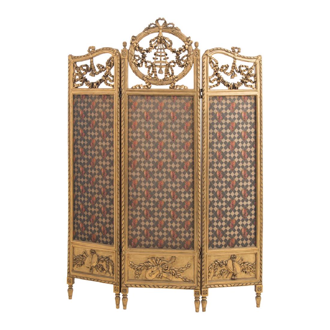 Paravento A Tre Ante In Legno Intagliato E Dorato.