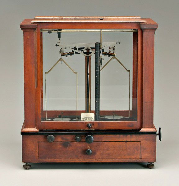 722: Christian Becker balance scales,