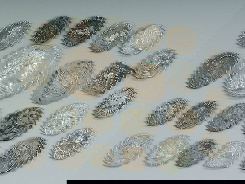 22 Ancient Silver Coins "bactrian Tetra