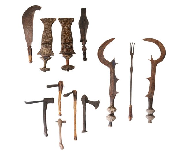 0973: Twelve Tribal Edged Weapons and Tools