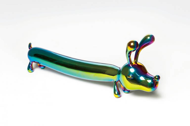 Hung Yi, Elongated Dog