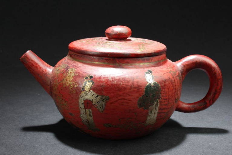 An Estate Chinese Red Round Story Telling Tea Pot