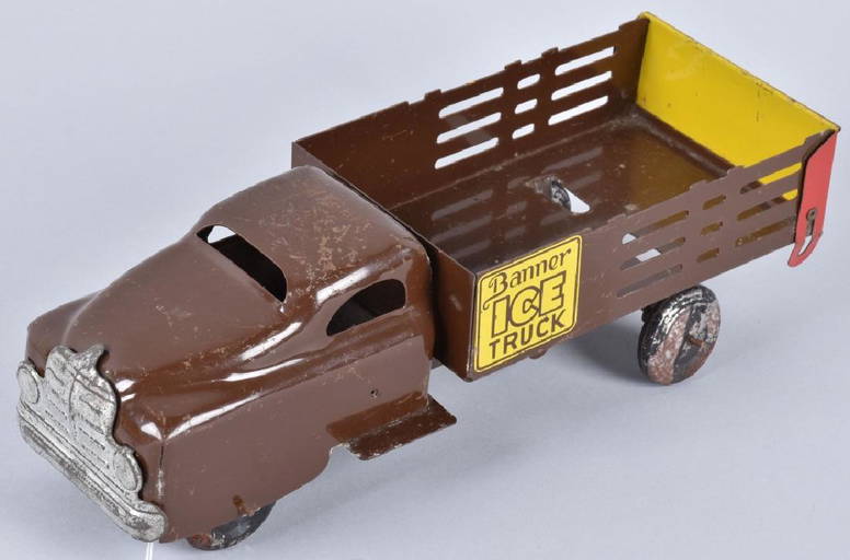 Banner Ice Stake Truck, Brown