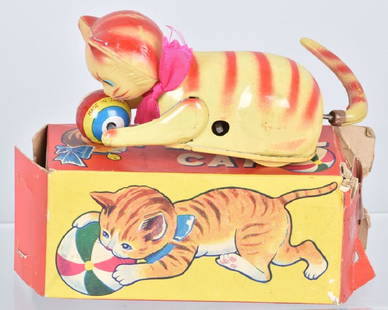 Wind Up Tin Playful Cat W/original Box & Key, Japan